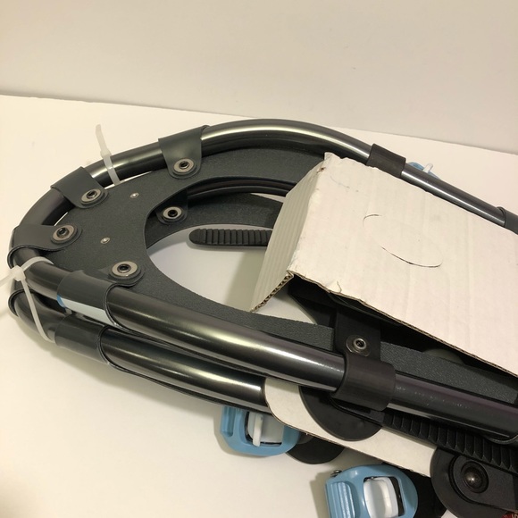 Crescent | Accessories | Crescent Moon Hike Series 825 Snowshoes | Poshmark